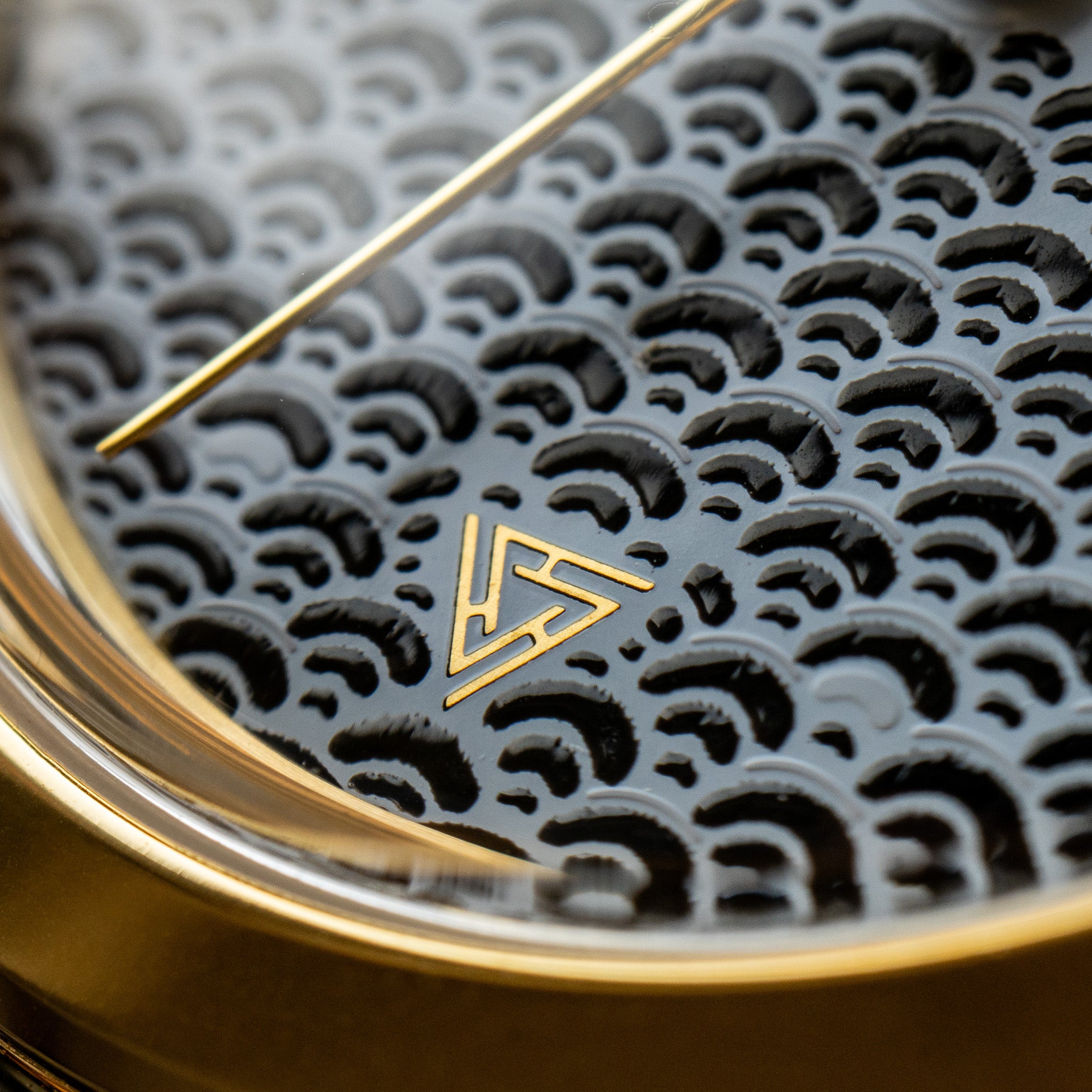"Black Waves" 18k Gold Unique Seigaiha Seiko Mod Watch – Provenance Watches